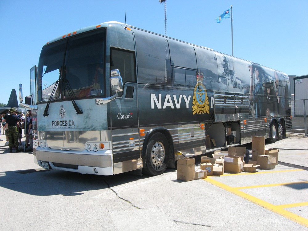 Canadian Forces Buses - Page 2 - MOTORCOACHES - Canadian Public Transit ...