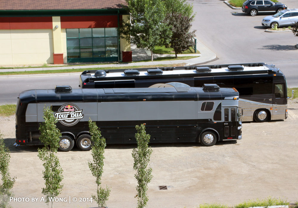 Red Bull Tour Bus - ALL VEHICLES - Canadian Public Transit Discussion Board